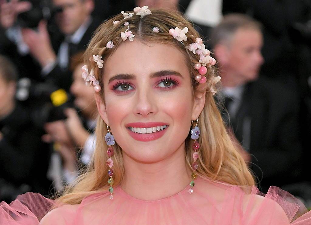 Emma Roberts' Romantic Pink Look – Chantecaille UK